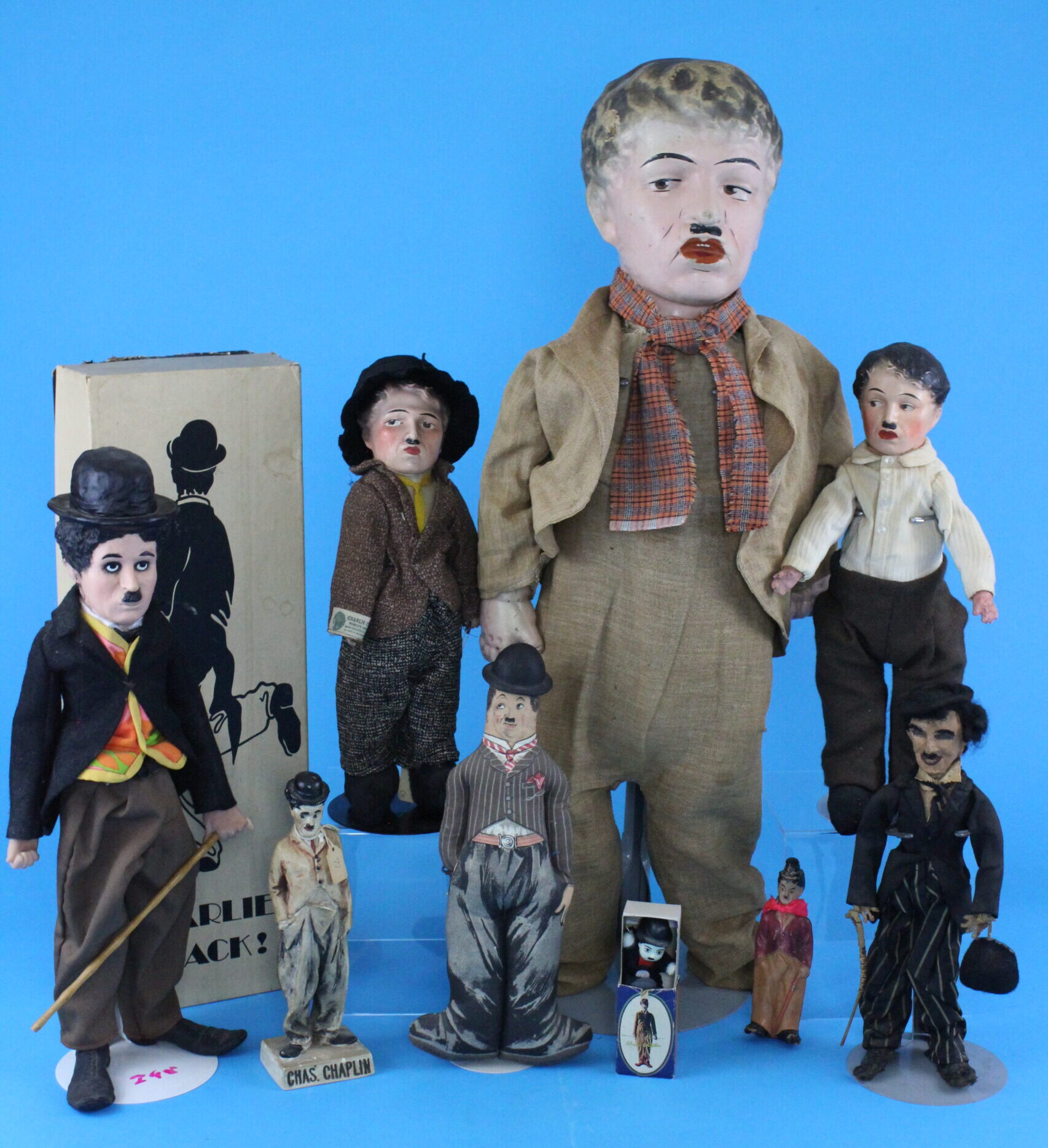 Movie Merchandising – He’s A Doll! - WalterFilm